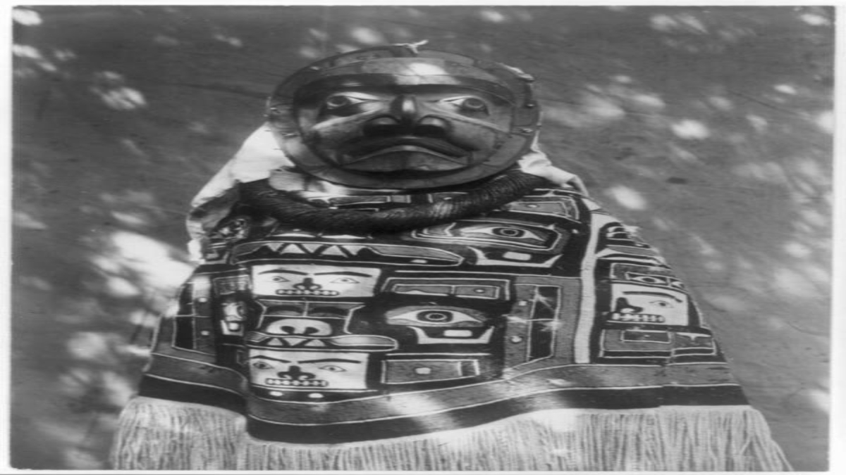 Beautiful Pictures of Native Americans in Traditional Masks and Dresses ...